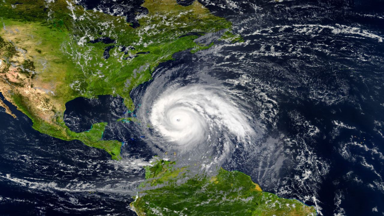 Cat-4 hurricane Fiona holds ‘large and powerful’ for Canadian landfall ...